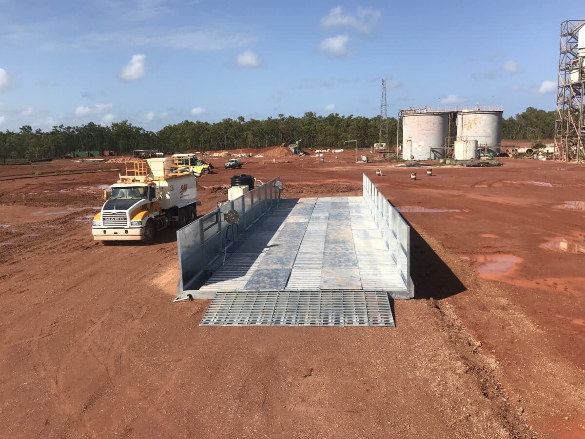 Truck Wash Bay | Tough on Dirt, Easy on the Earth